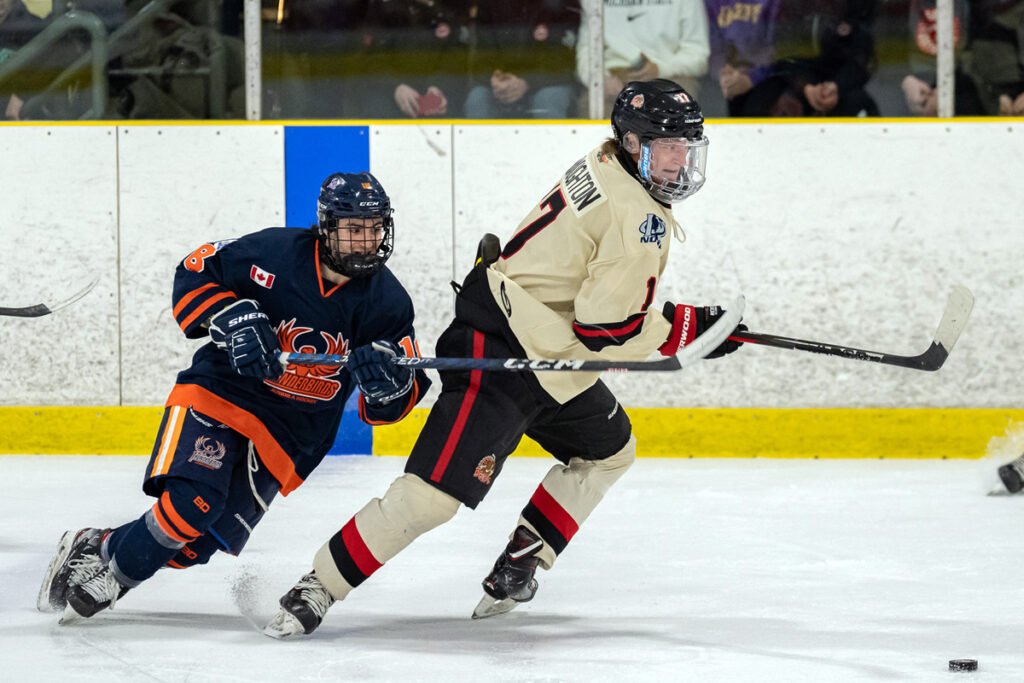 GALLERY: Truchan leads Thunderbirds over Beavers | NOJHL League Site