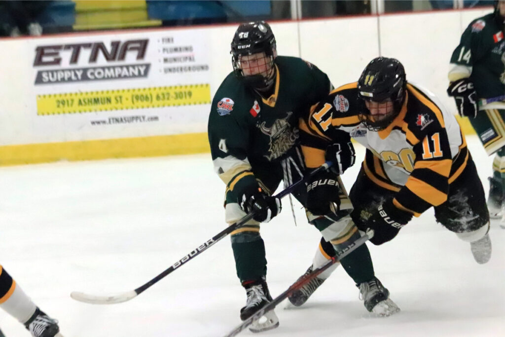GALLERY: Majeske marker helps Eagles edge Vikings 5-4 | NOJHL League Site