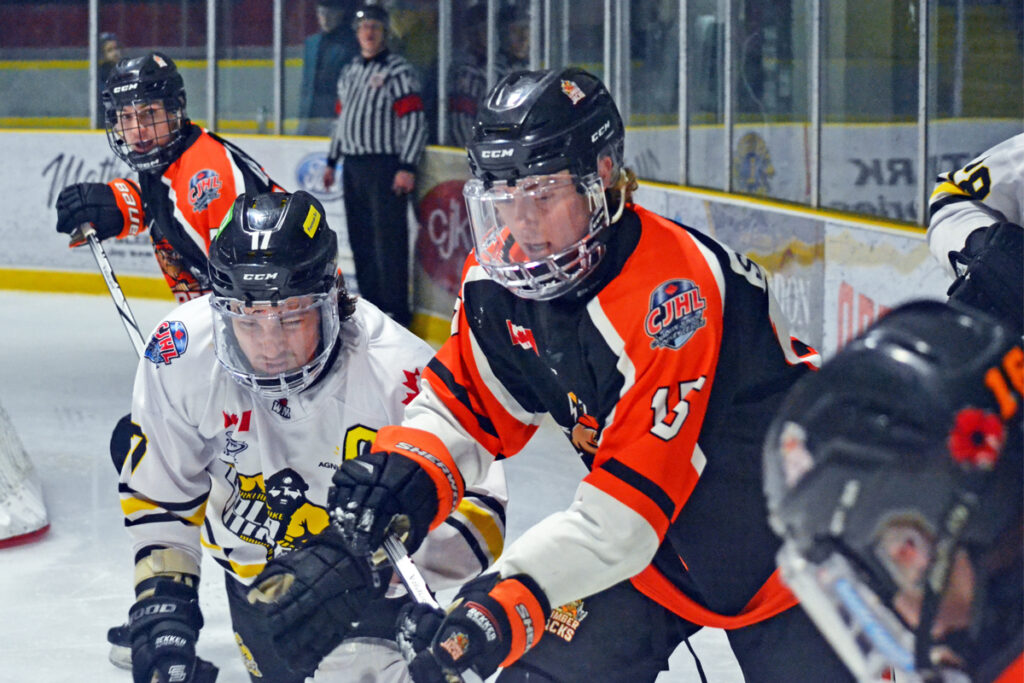 GALLERY: Lumberjacks outlast Gold Miners | NOJHL League Site
