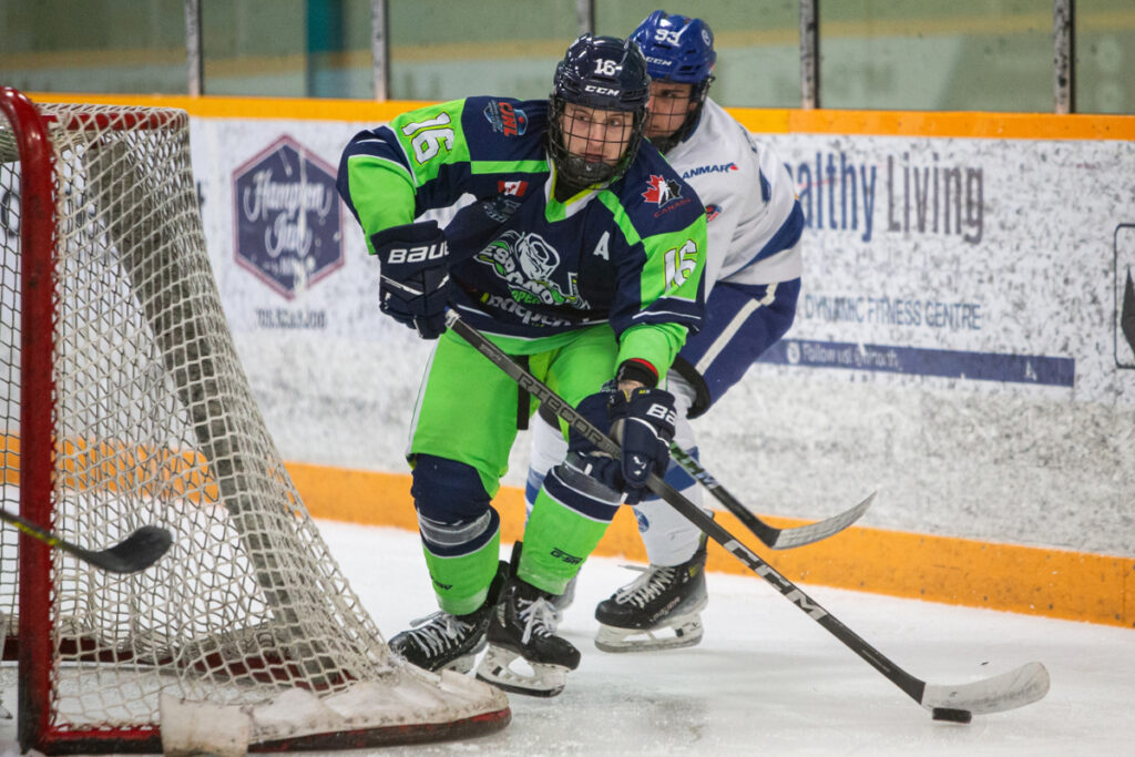 VIDEO: Cubs maul Paper Kings | NOJHL League Site