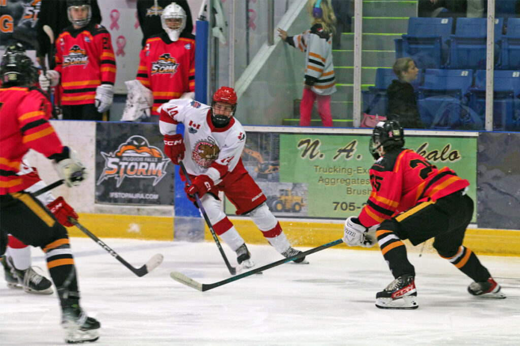 GALLERY: King leads Beavers past Storm | NOJHL League Site