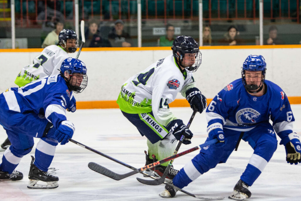 GALLERY: Cubs slip past Paper Kings 4-3 | NOJHL League Site