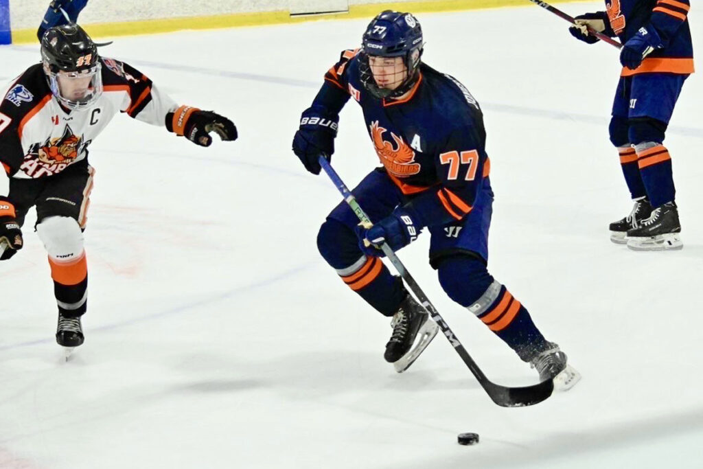 Lumberjacks down Thunderbirds to win 6th straight | NOJHL League Site