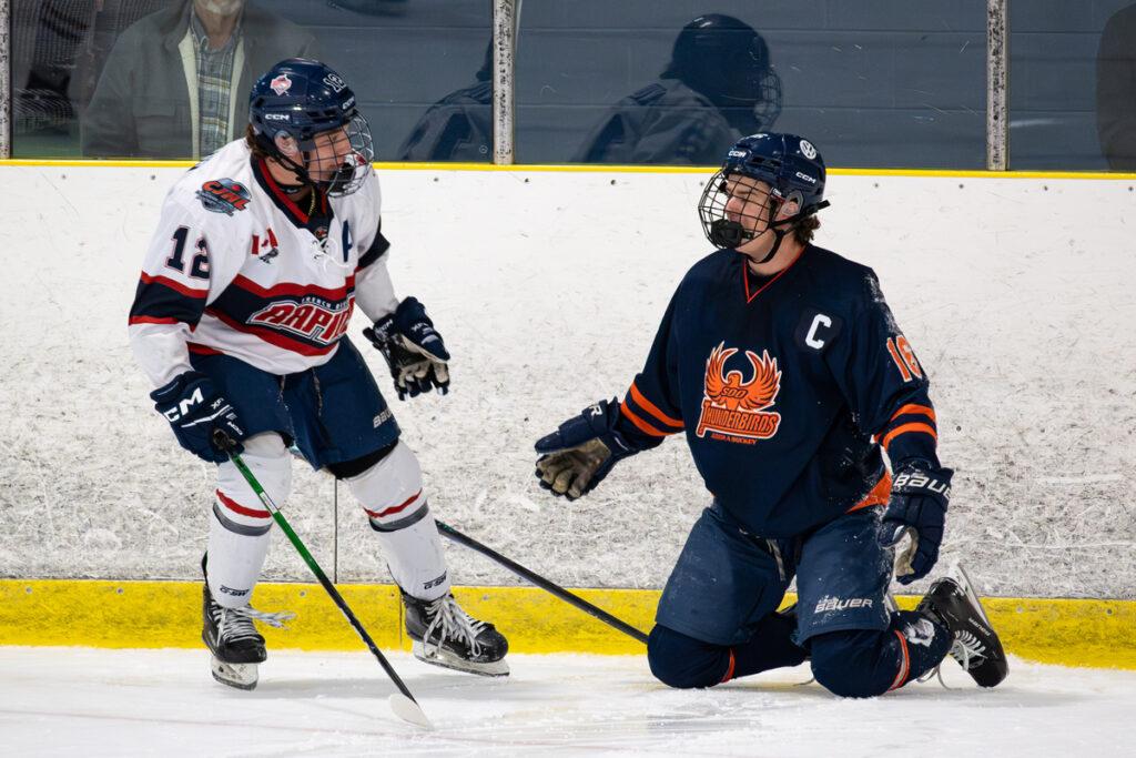 GALLERY: Thunderbirds shock Rapids with late 3rd period barrage | NOJHL ...